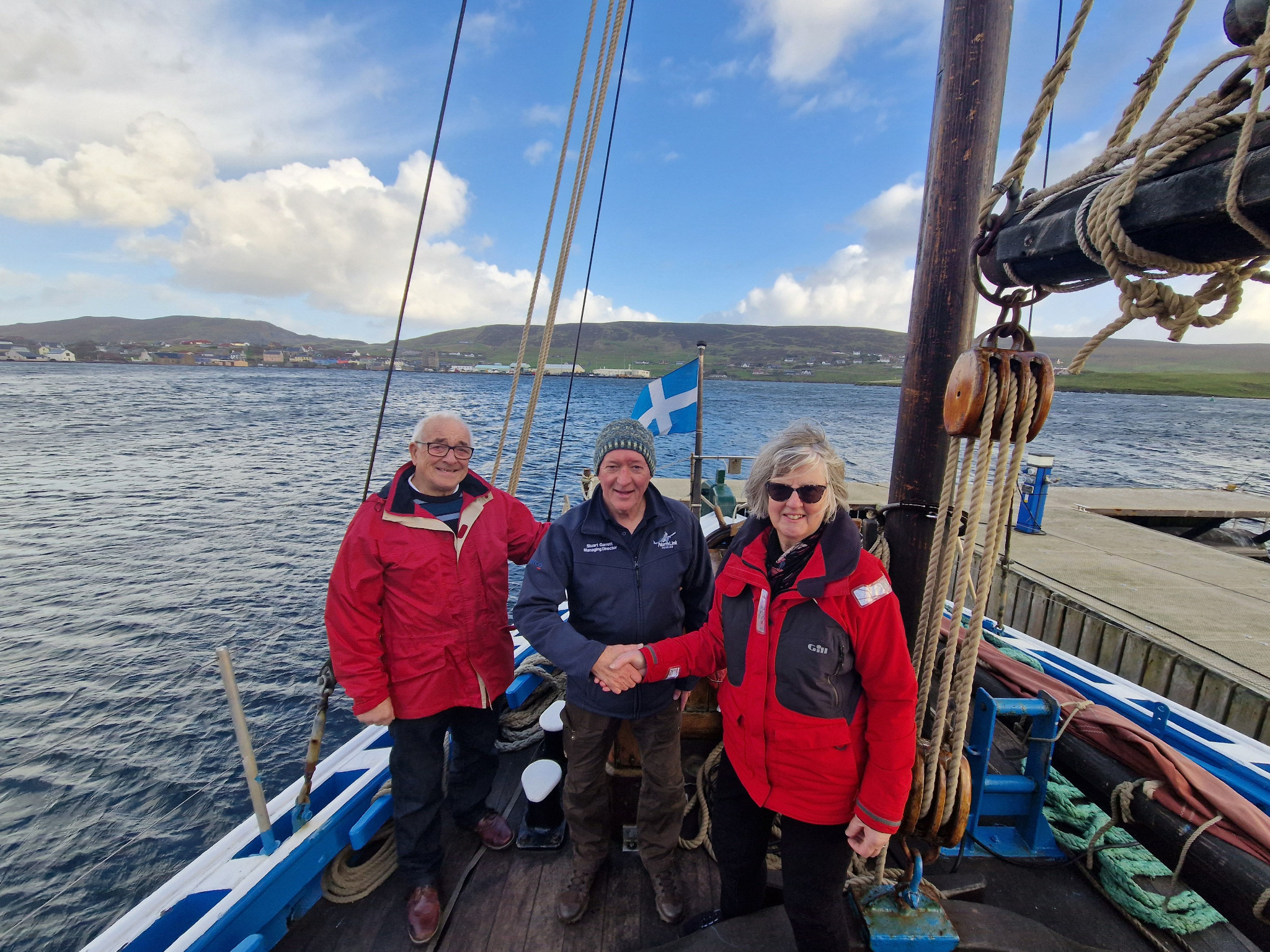 Serco NorthLink Ferries Supports New Mast for Swan | The Swan Trust